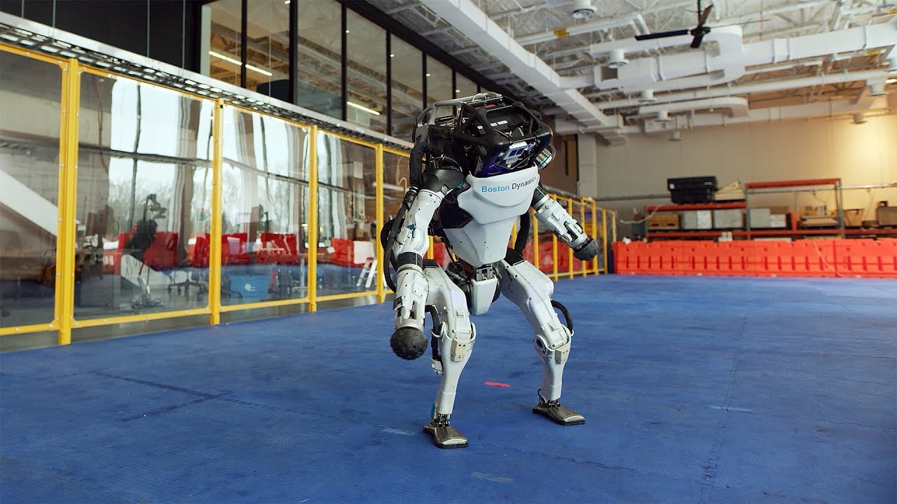 Tańczące roboty Boston Dynamics vs. Bracia Figo Fagot